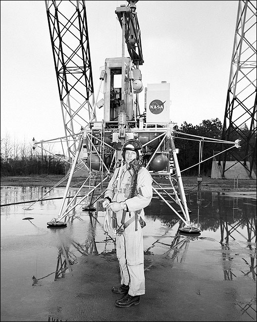 Print Pictures Of Neil Armstrong
