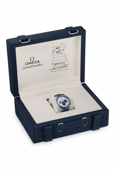 Omega Speedmaster Silver Snoopy Award Mens Watch 310.32.42.50.02.001