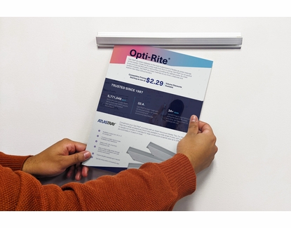 Tackless Paper Display Rails