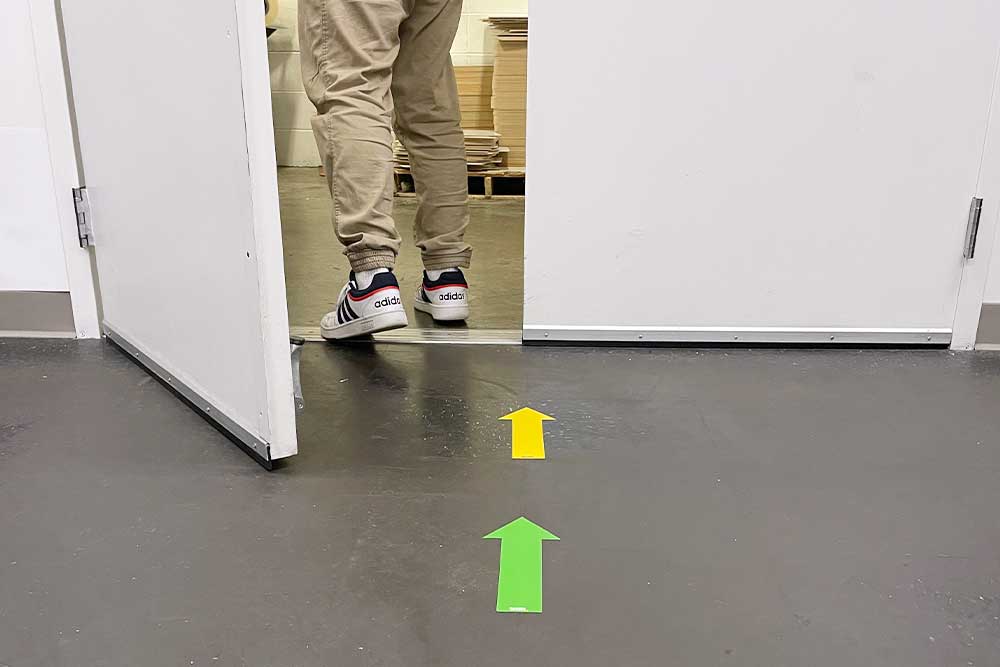 Optima® Wayfinding Floor Arrows (Set of 15)