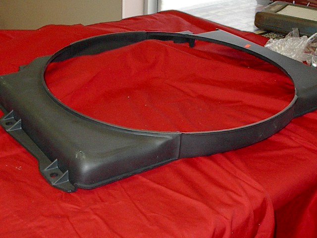 NOS MoPar 67-69 B Body Radiator Fan Shroud 2785434