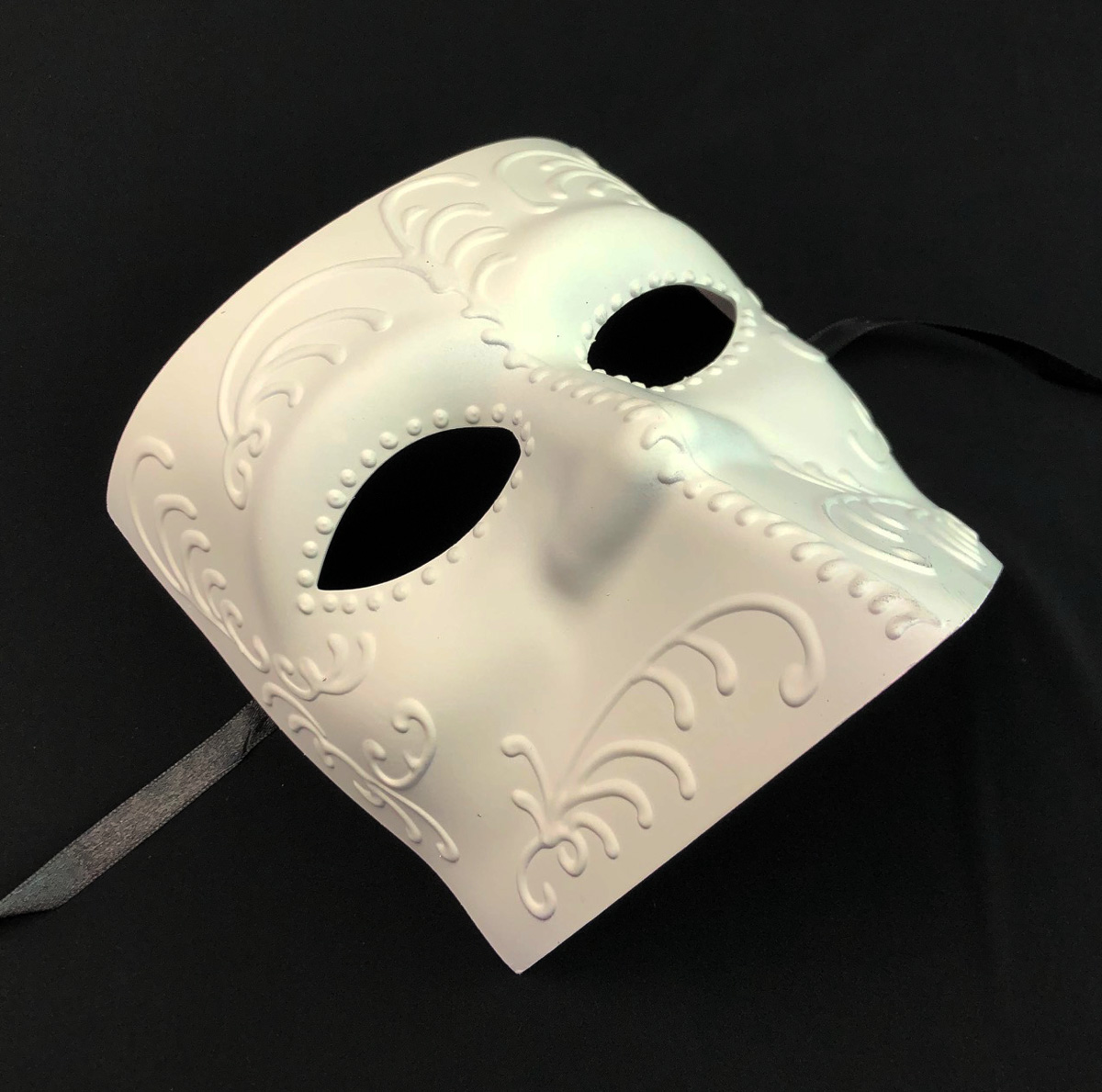 Plain White Masks Half