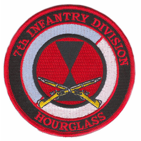 7th Infantry Division Patch with Rifles - 7th Infantry Division ...