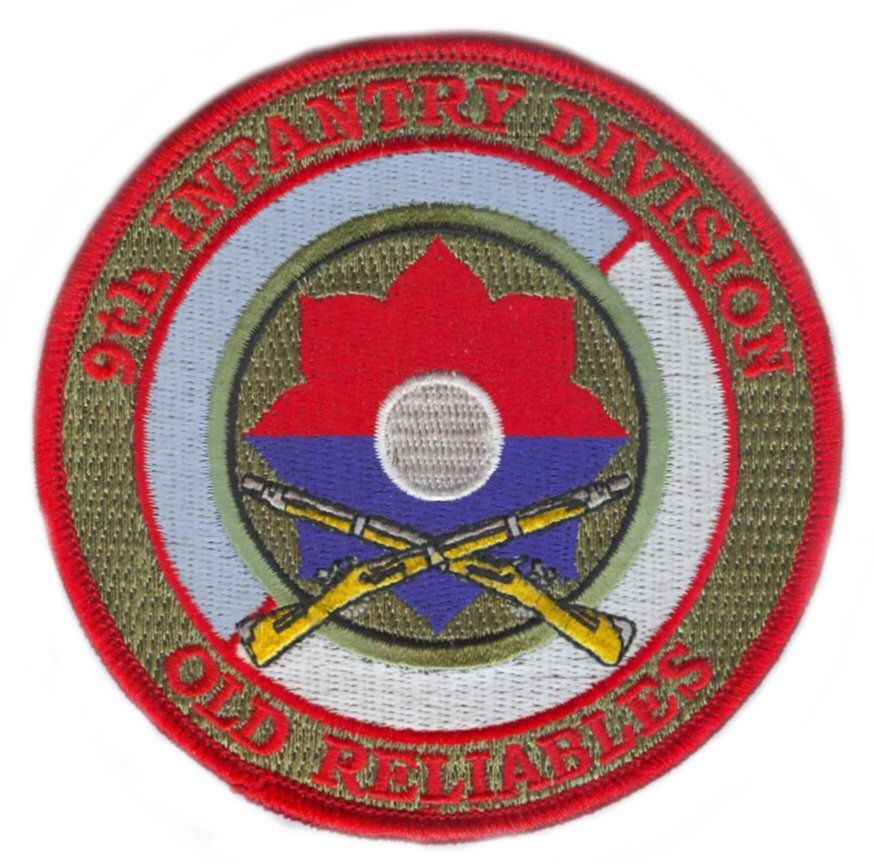 9th Infantry Division Patch with Rifles - 9th Infantry Division ...