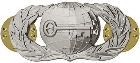 Air Force Intelligence Badge - Air Force Full Size Insignia ...