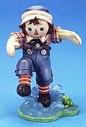 Raggedy Andy in Puddle with Frog Figurine