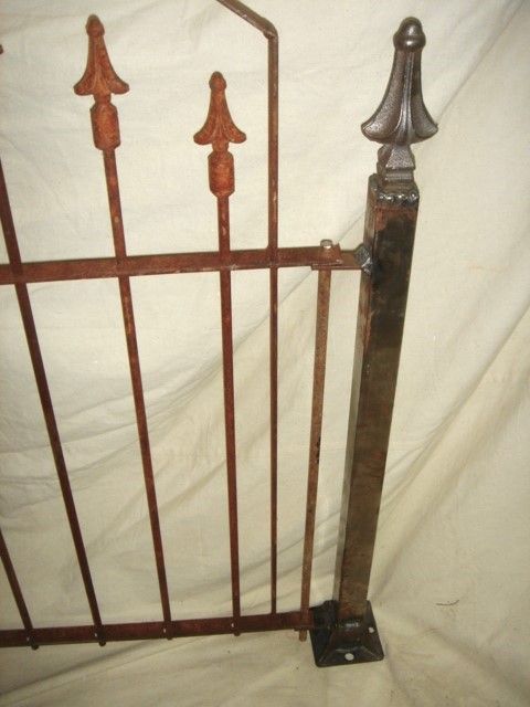 1.5" Steel Post w/ Forged Iron Shoe For 3ft Metal Fence & Gates