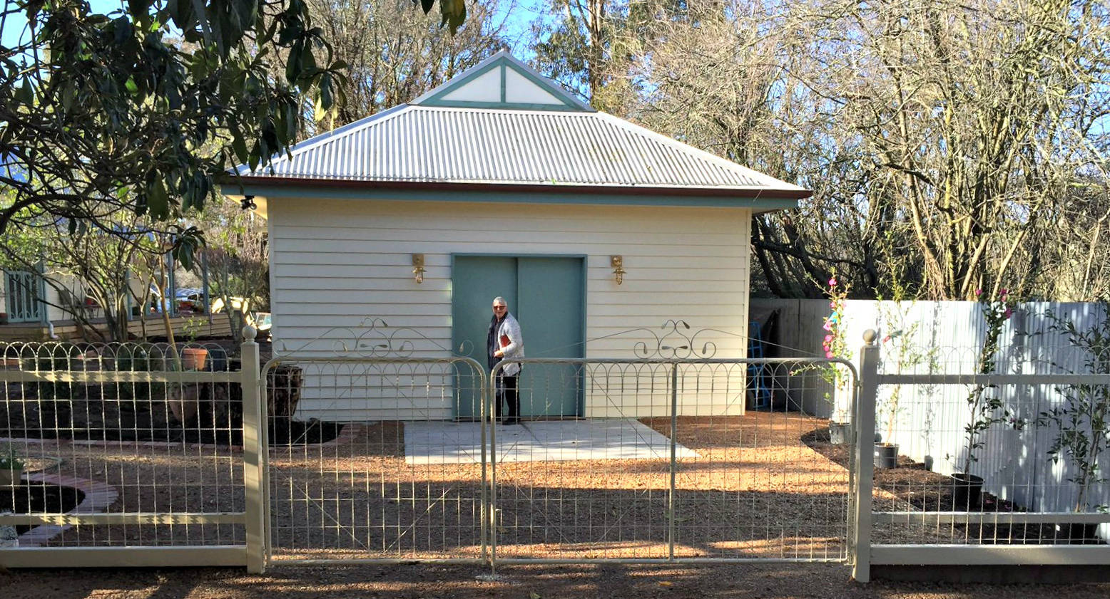 Ornamental Loop Fencing - Galvanized Wire 100' roll x 50" t