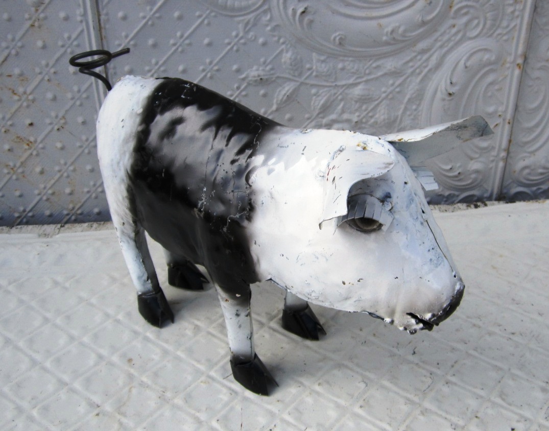 13" Recycled Metal Pig Yard Art Lawn Decor