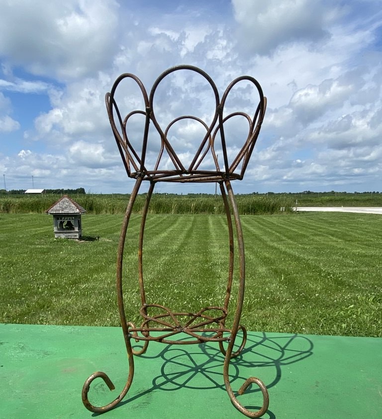 19.5" Wrought Iron Small Plant Stand Decorative Container