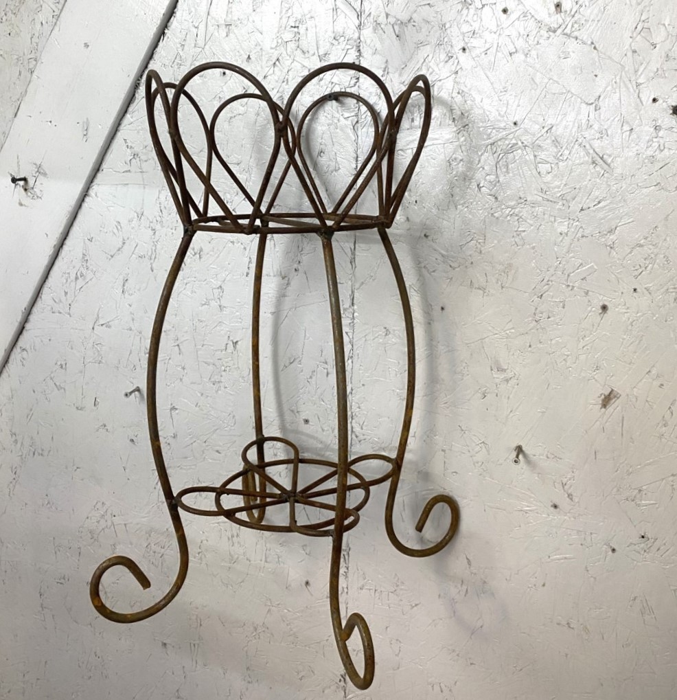 19.5" Wrought Iron Small Plant Stand Decorative Container