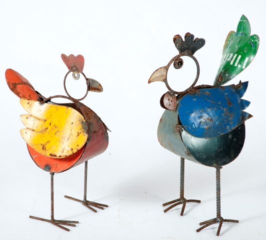 19" Metal Ricky Round Head Rooster Tin Bird