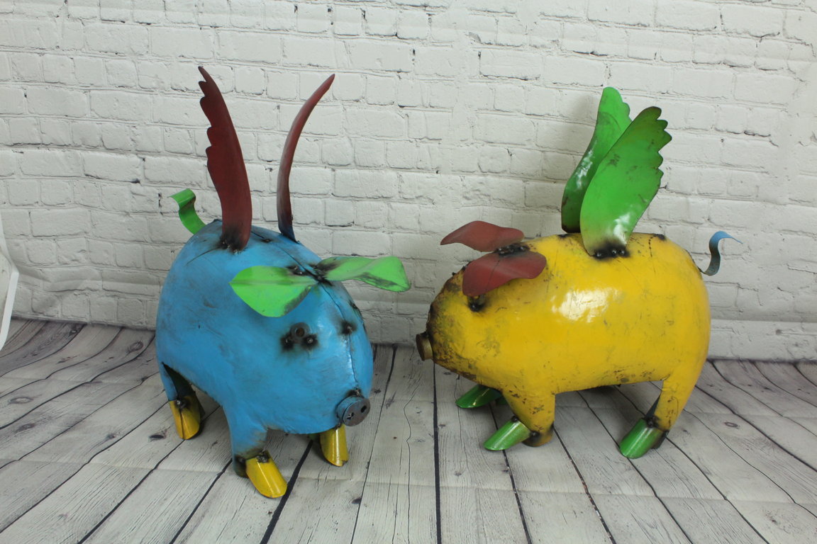 20" Recycled Metal Flying Pig - Round Body - Yard Art