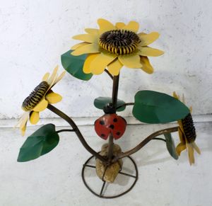 21" Metal Sunflower with Rock Base Garden Decorations