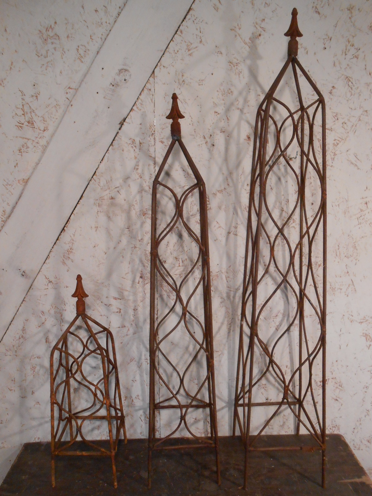 21" Wrought Iron Square Topiary Trellis