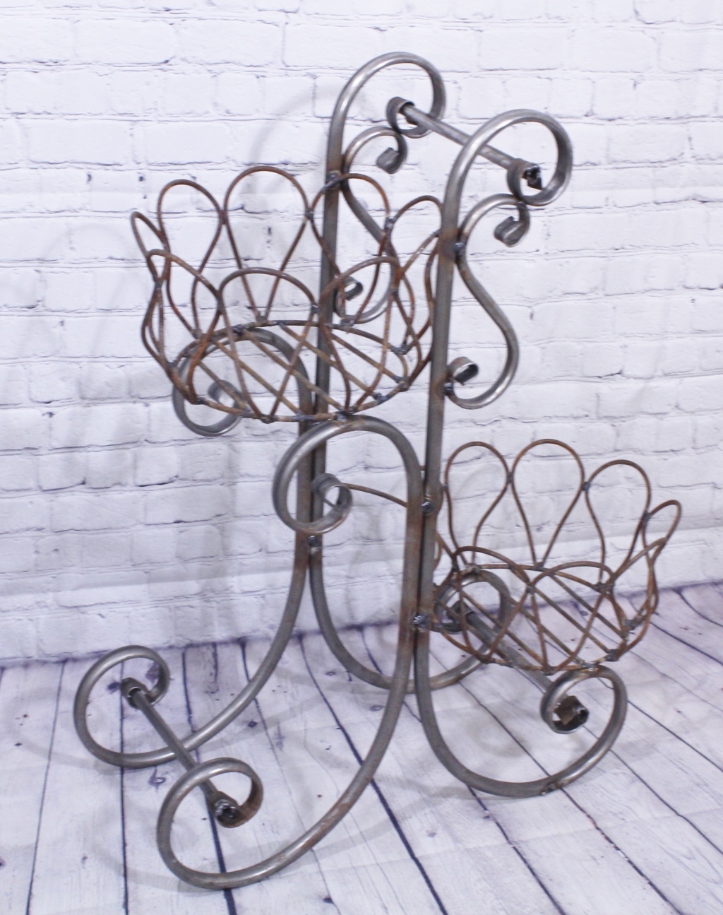 25" Wrought Iron Tulip Plant Stand Decorative Container