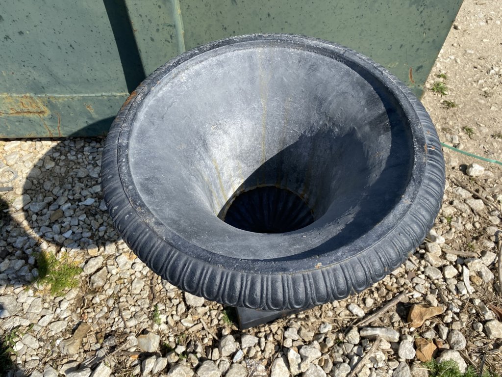 27" Cast Iron Natalie Urn Flower Pot
