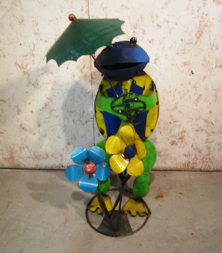 29" Recycled Metal Frog