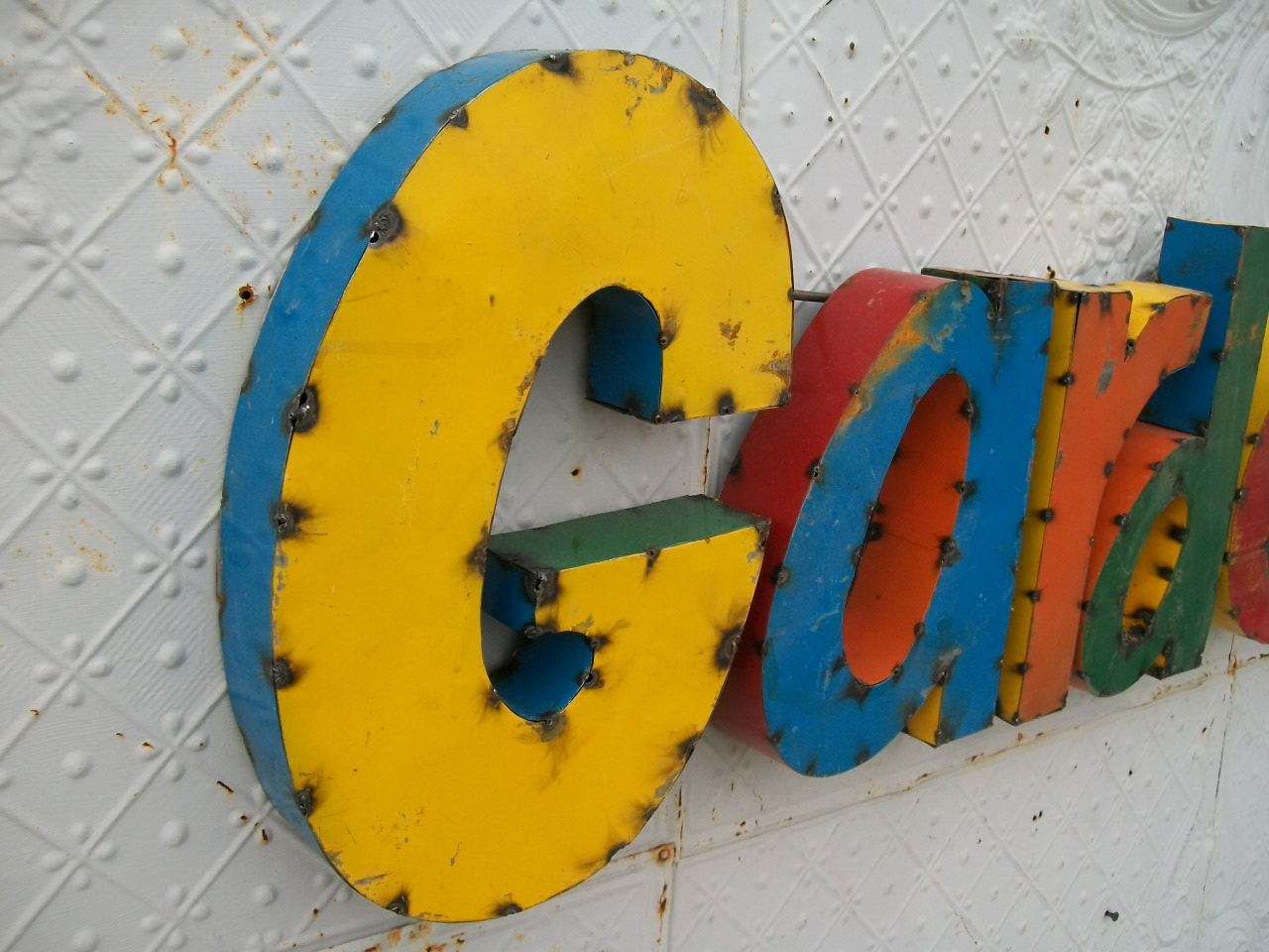 3 - D Metal Garden Trade Sign