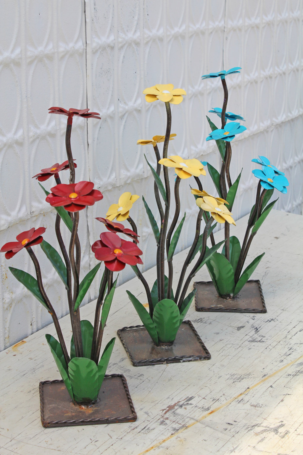 36" Large Recycled Metal Daisies