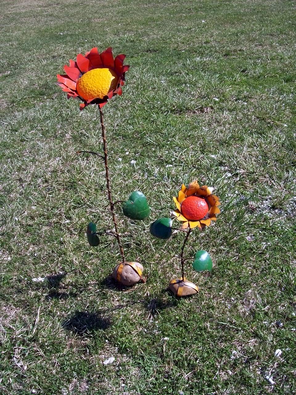36" Metal Sunflower Stake