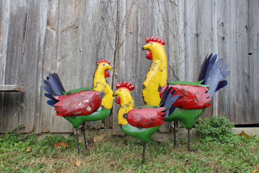 36" Recycled Metal Hilda Hen Female Barnyard Fowl Chicken