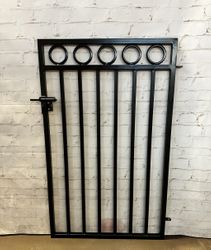 4't Metal Circle Top Entry Gate - Handmade Secure