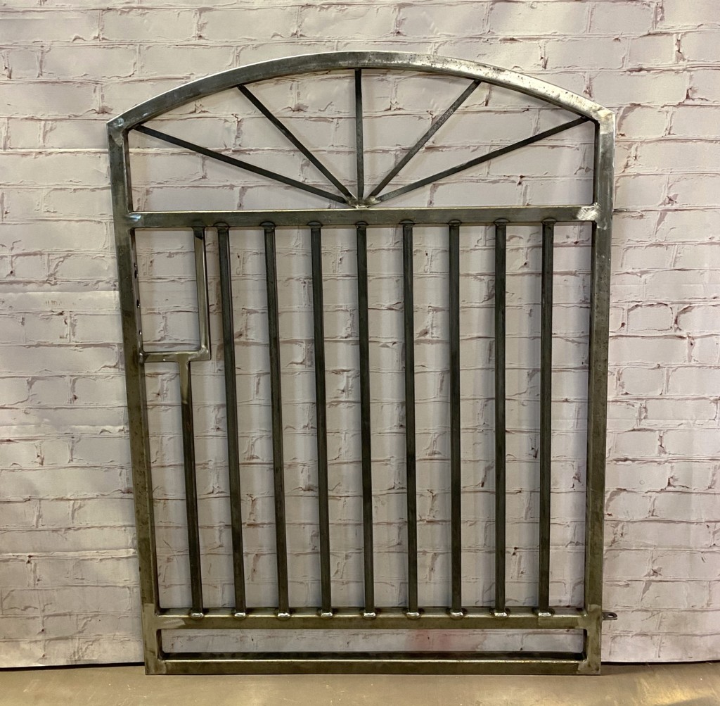 4't Sunburst Wrought Iron Gate - Metal Gateway Entrance