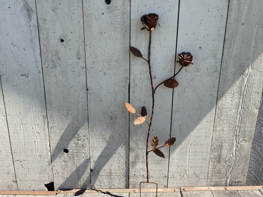 42" Metal Double Rose Flower Stake Garden Accent Yard Decoration