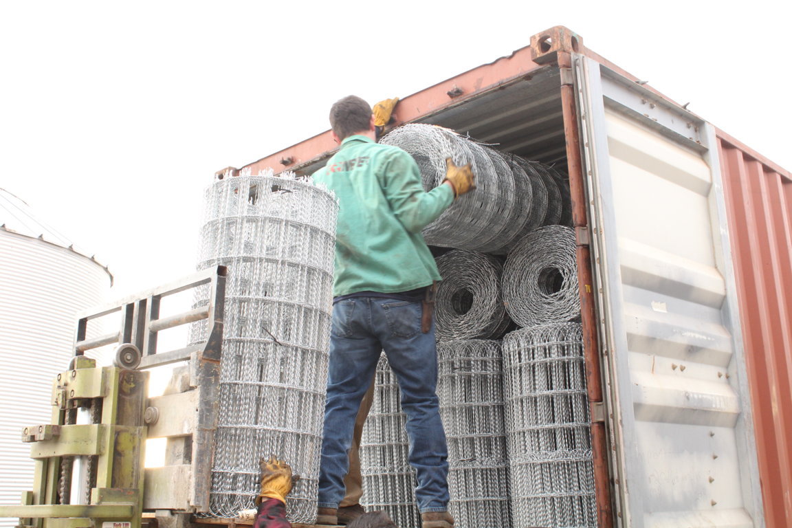 42" Tall Galvanized Double Loop - 100' Long Roll