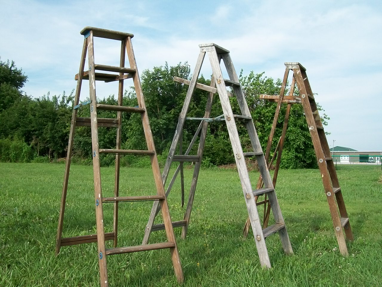 6 Step Vintage Wooden Step Ladders for Decorating