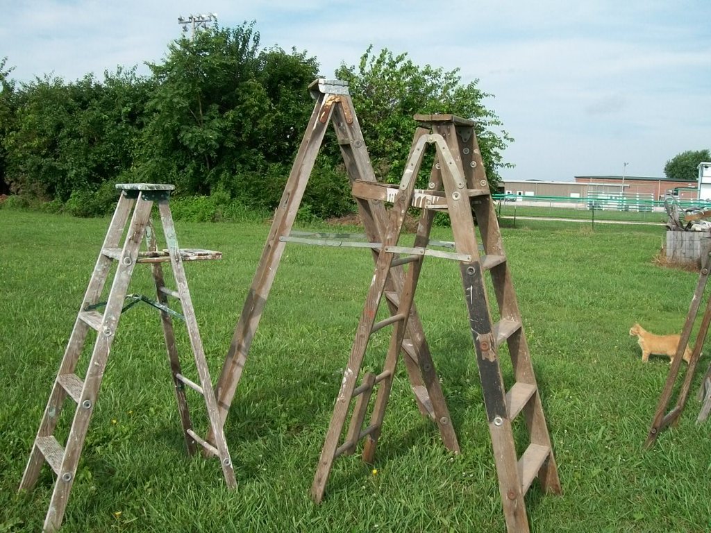 6 Step Vintage Wooden Step Ladders for Decorating