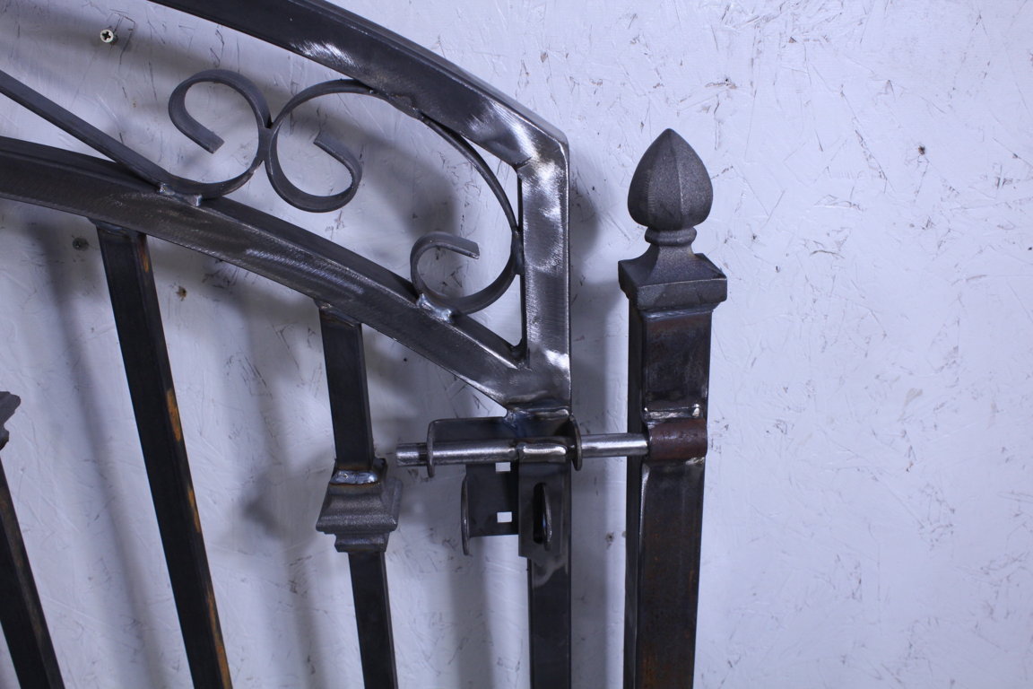 Large 6't 3'w Wrought Iron Donovan Yard Entrance Gate