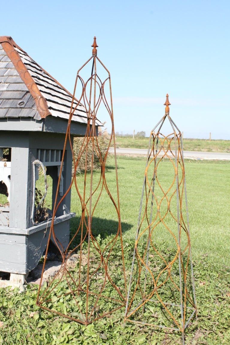 60" Square Finial Topiary Trellis - Garden Obelisk