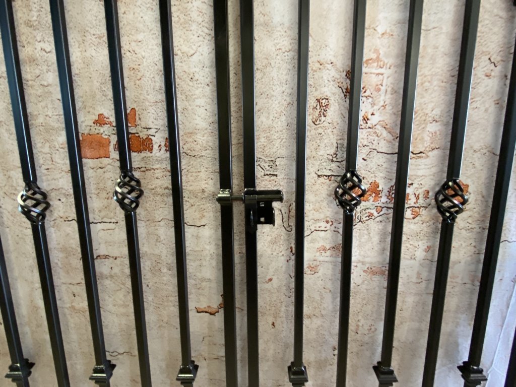 72" x 60" Metal Concord Select Center Divide Gate Entry