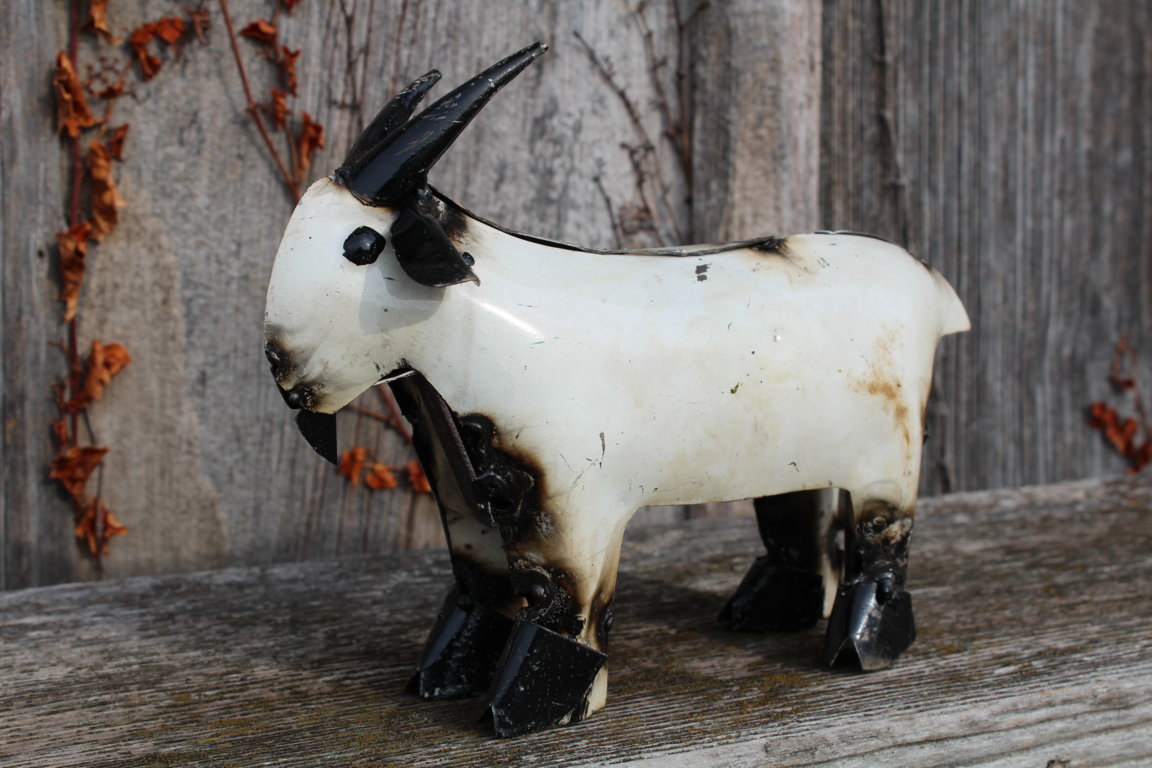 9" Recycled Metal Gordie Goat Lawn Ornament