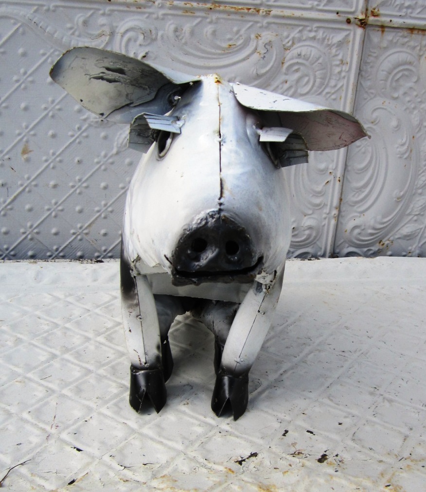 9" Recycled Metal Sitting Pig Yard Art Lawn Decor