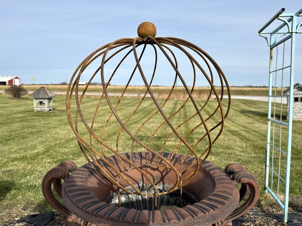 Amelia Wrought Iron Topiary - Metal Flower Trellis