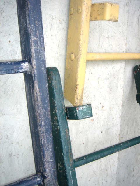 Rustic Wood 5 Step Ladder Pot Rack - Laundry Organization