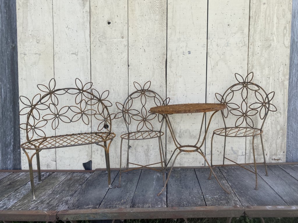 Wrought Iron Small Daisy Bench Patio Furniture