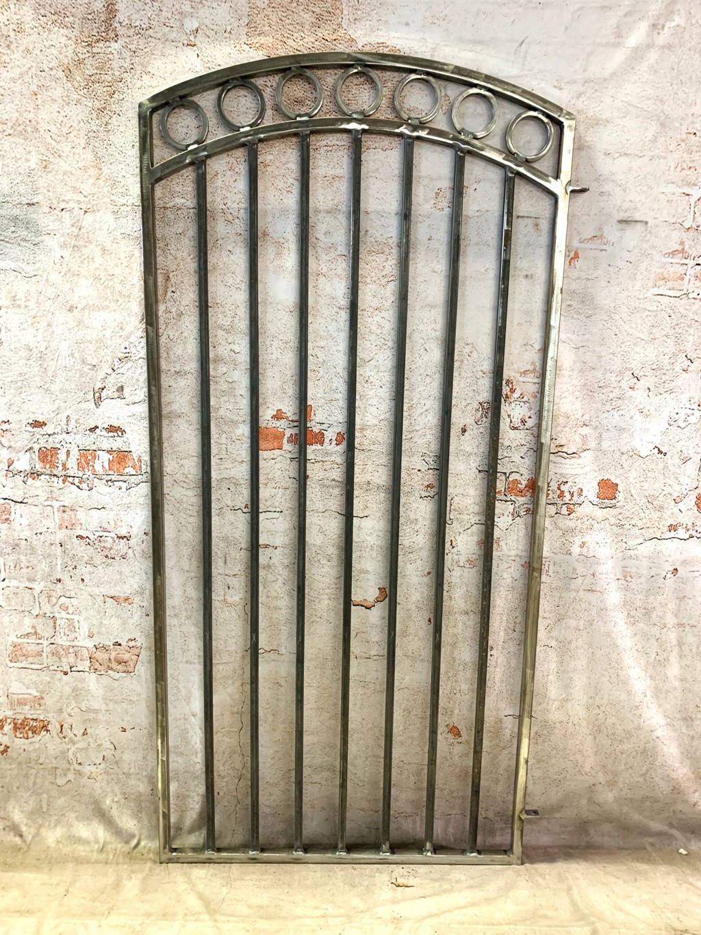 Circle Top 5't x 3'w Wrought Iron Entrance Gate