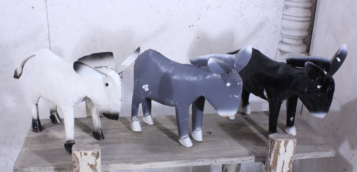 Davie Recycled Metal Donkey Yard Decor