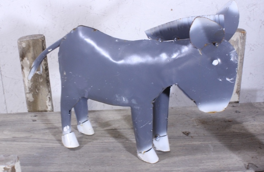 Davie Recycled Metal Donkey Yard Decor