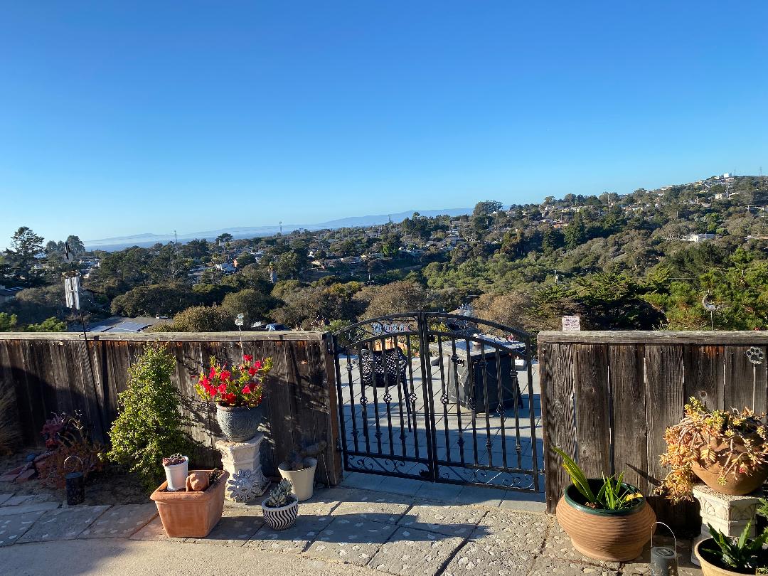 Donovan Center Divide Gate Customer in CA Purchased