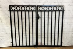 4't x 5'w Metal Circle Top Entry Gate - Handmade Secure