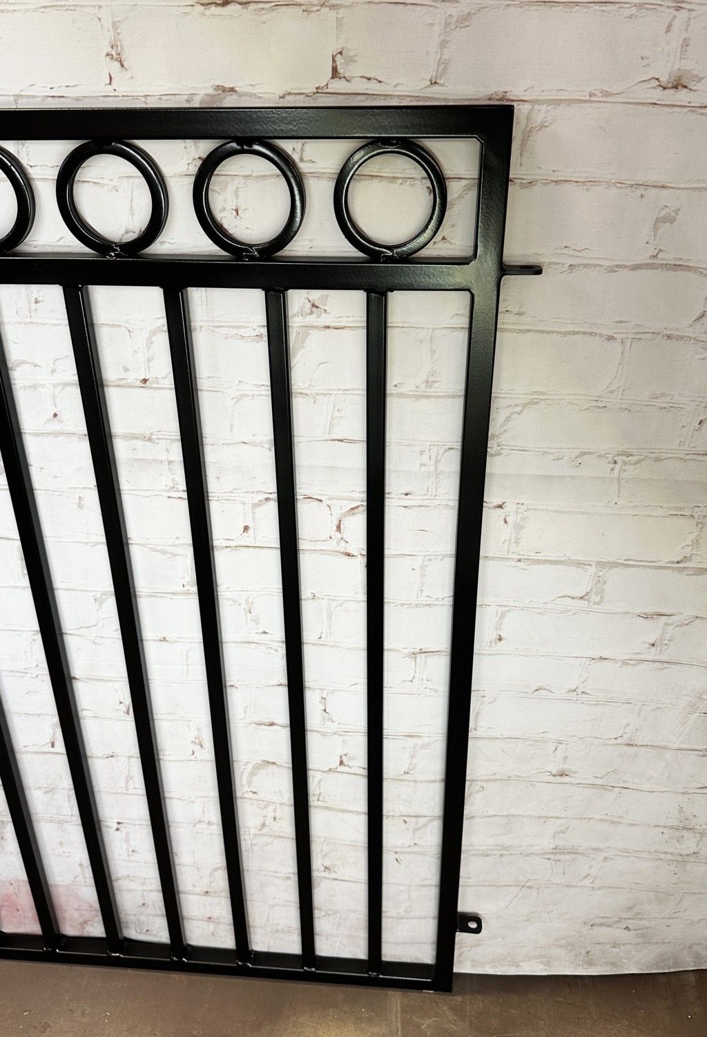 4't x 5'w Metal Circle Top Entry Gate - Handmade Secure