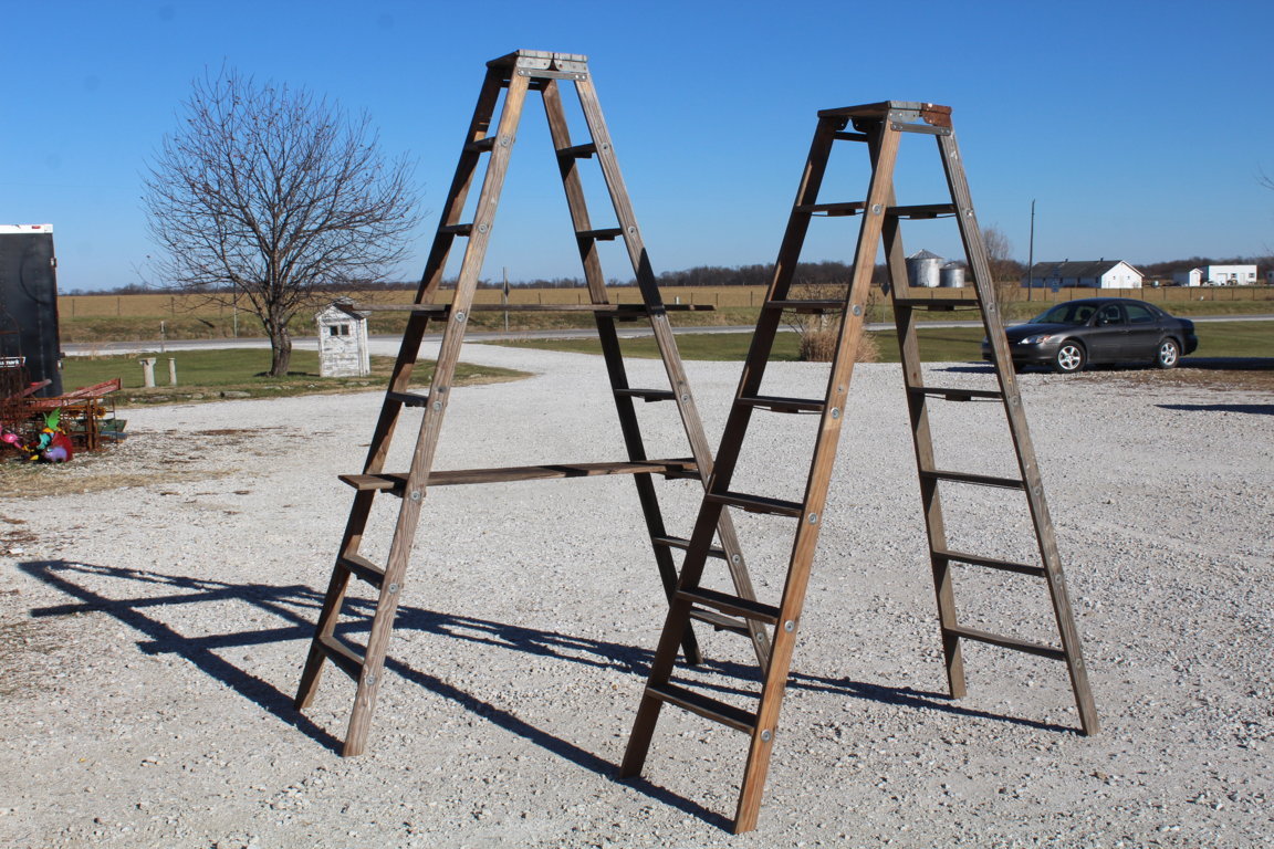 Tall Double Sided Step Ladder Shelving With 7 Shelves