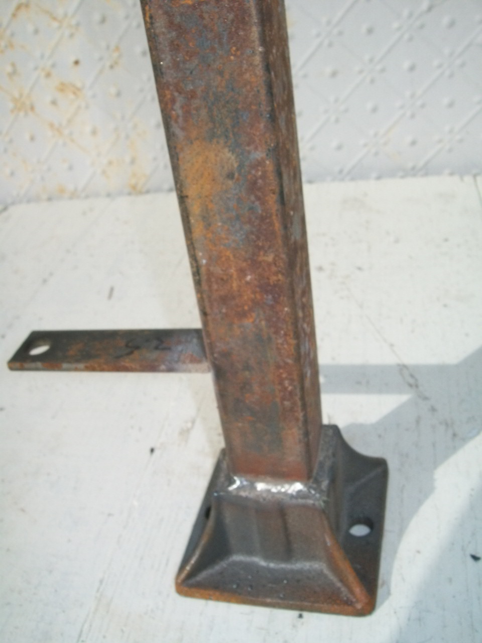 1.5" Welded Steel Post with Tabs and Shoe
