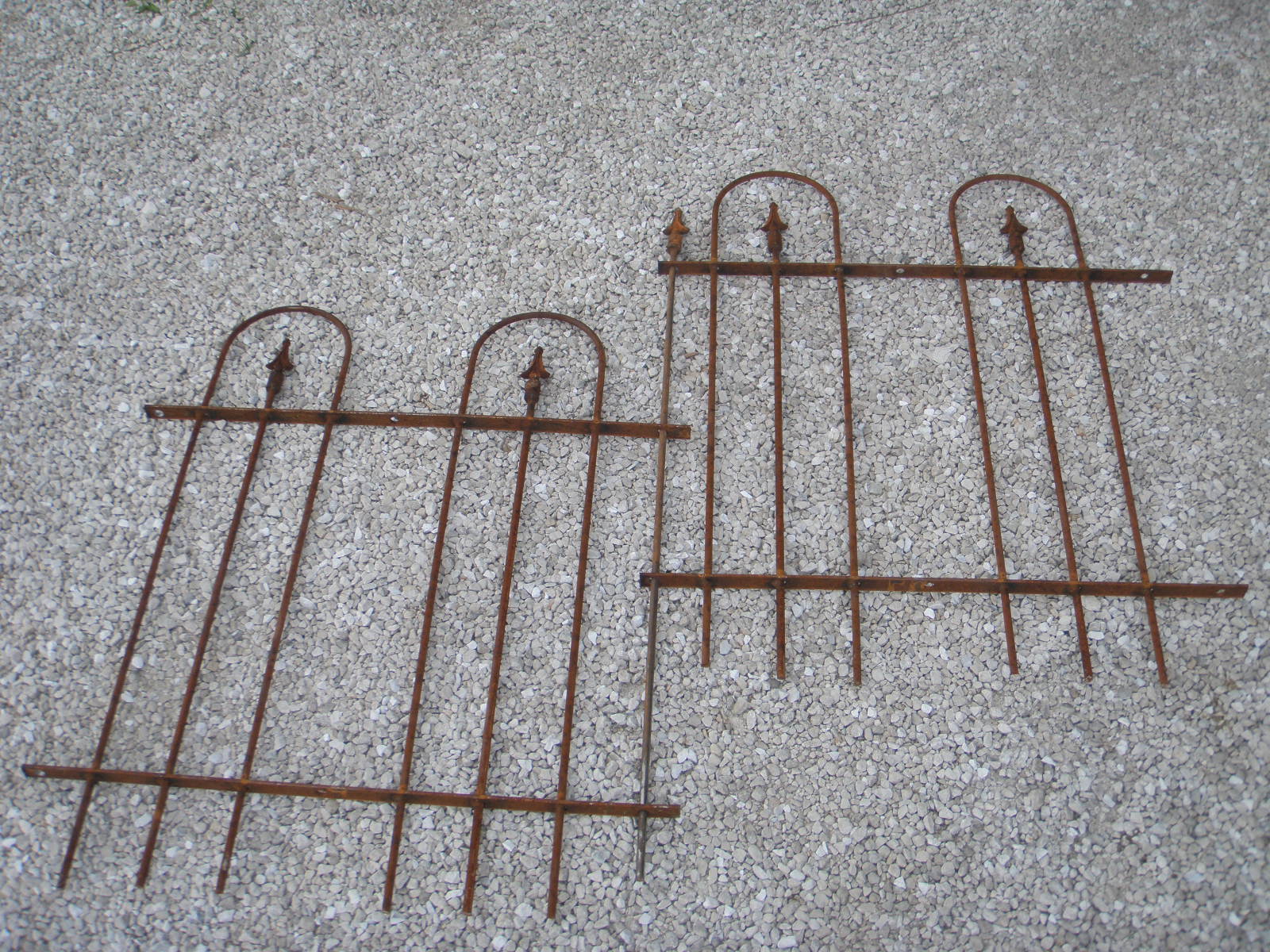 Fencing That Can Be Used on a Grade
