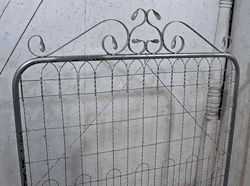 4't x 5'w Old Fashioned Double Loop Wire Entry Gate